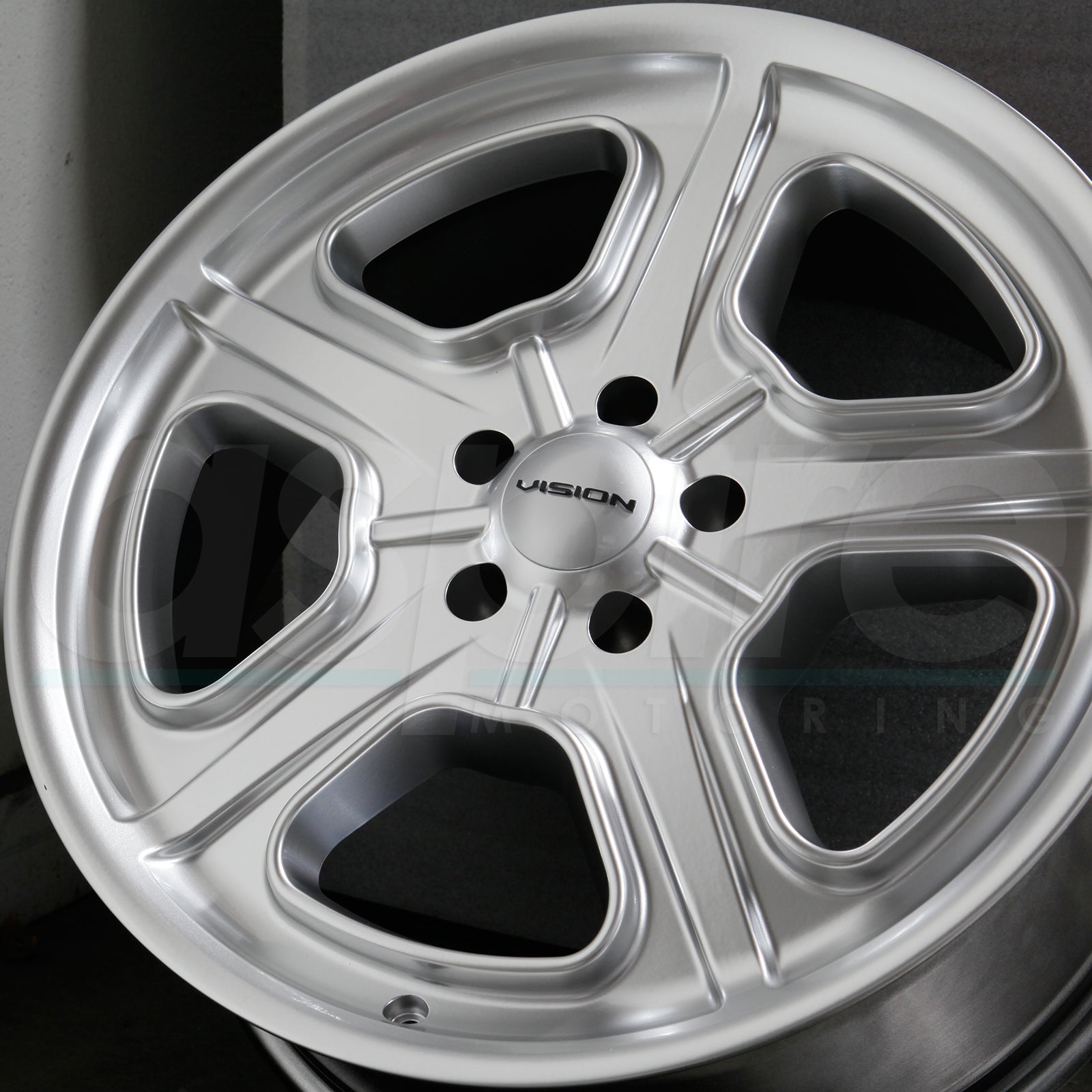 Vision Wheels 147 Daytona Hyper Silver– Wheels Outlet